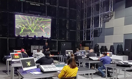 Capture Lighting design and stage visualization software - Procom ...